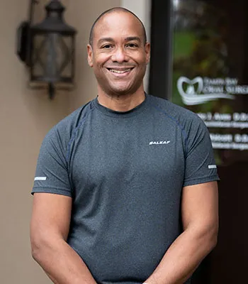 Dr. Sean Walcott Tampa FL, Tampa Bay Institute of Oral Surgery and Dental Implants